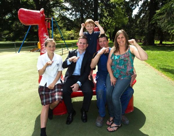 Deaf parents and their children winging their way to a special ...