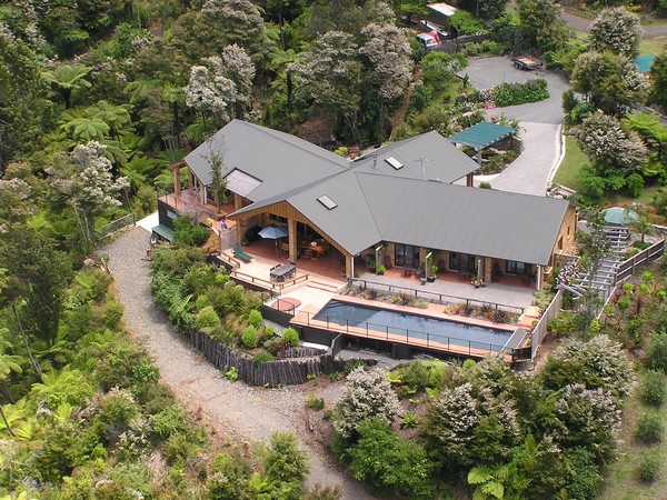 Absolute Luxury Coromandel Lodge on market for first time | infonews.co ...