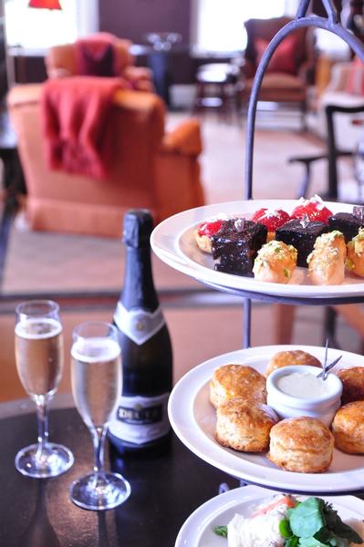 Historic Queenstown hotel Eichardt's introduces afternoon teas ...