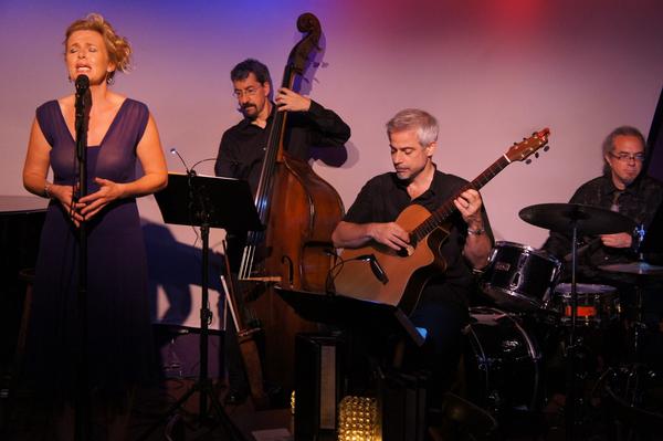 Christchurch Chanteuse Wowing New York Audiences | infonews.co.nz New ...