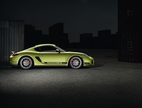 Porsche's new top mid-engined model, Cayman R, debuts at the LA Show ...
