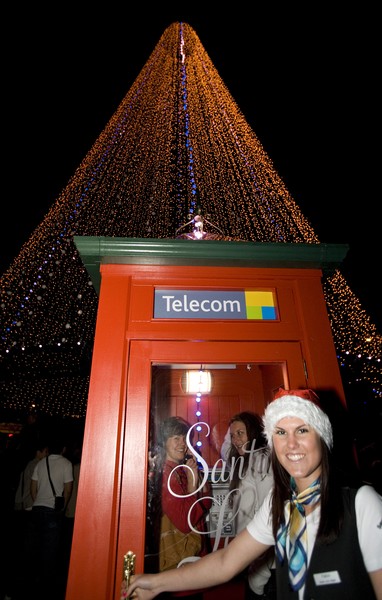 Santa Line to light up Auckland this Christmas | infonews.co.nz New ...