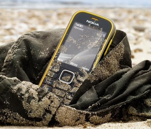 Nokia announces its rugged phone: the 3720 Classic | infonews.co.nz New ...